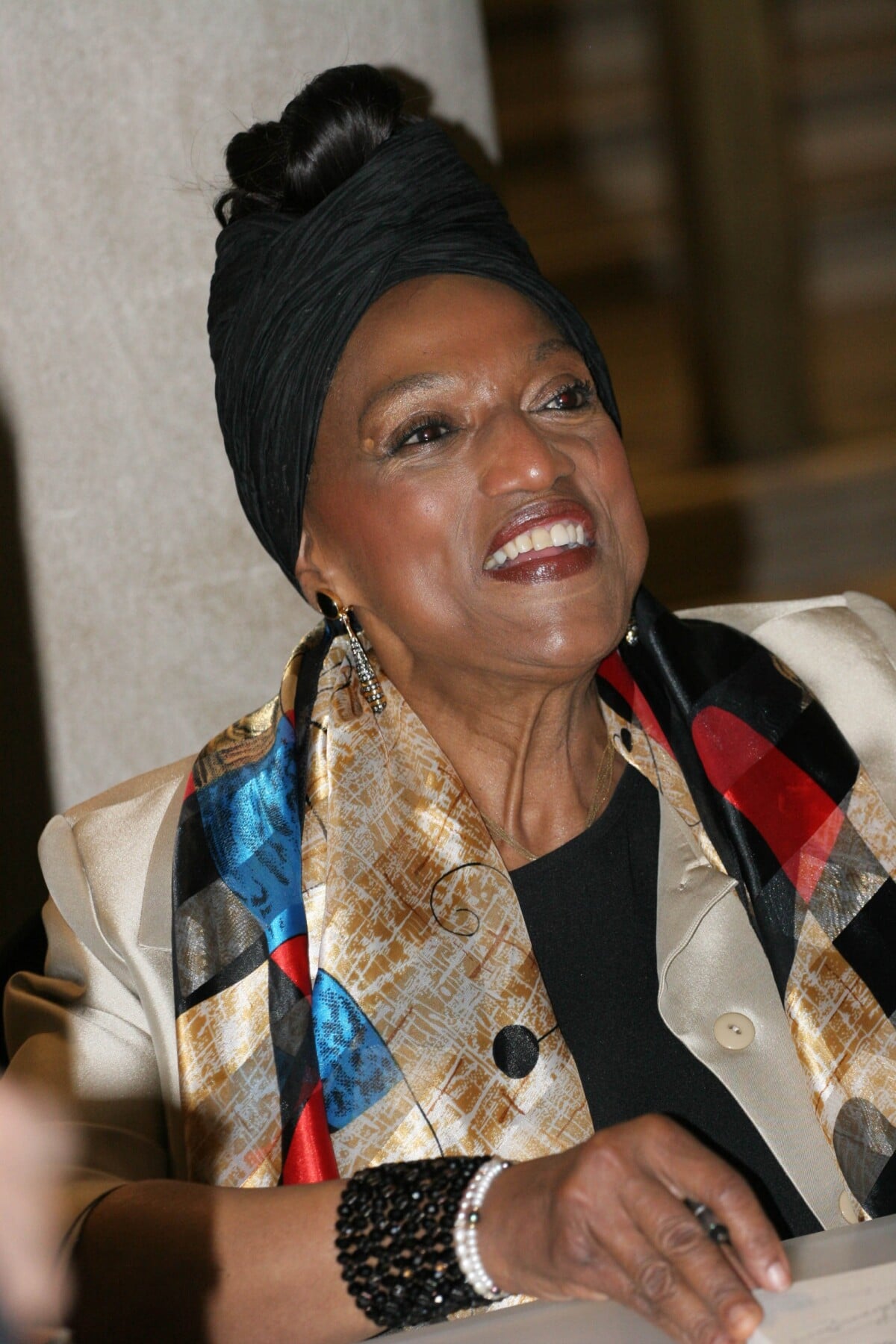 Photo : La soprano américaine Jessye Norman dédicace son livre à ...