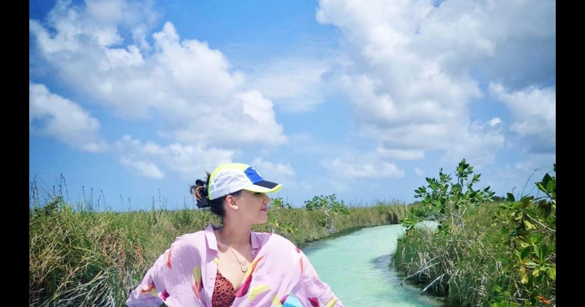 Natoo prend la pose au soleil- Instagram - Purepeople