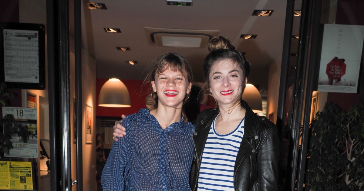 Sarah Suco et Celeste Brunnquell - Première du film Les Éblouis ...