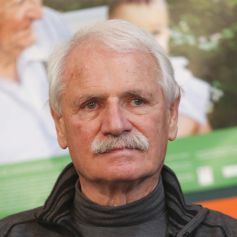 Yann Arthus-Bertrand Photos - Purepeople