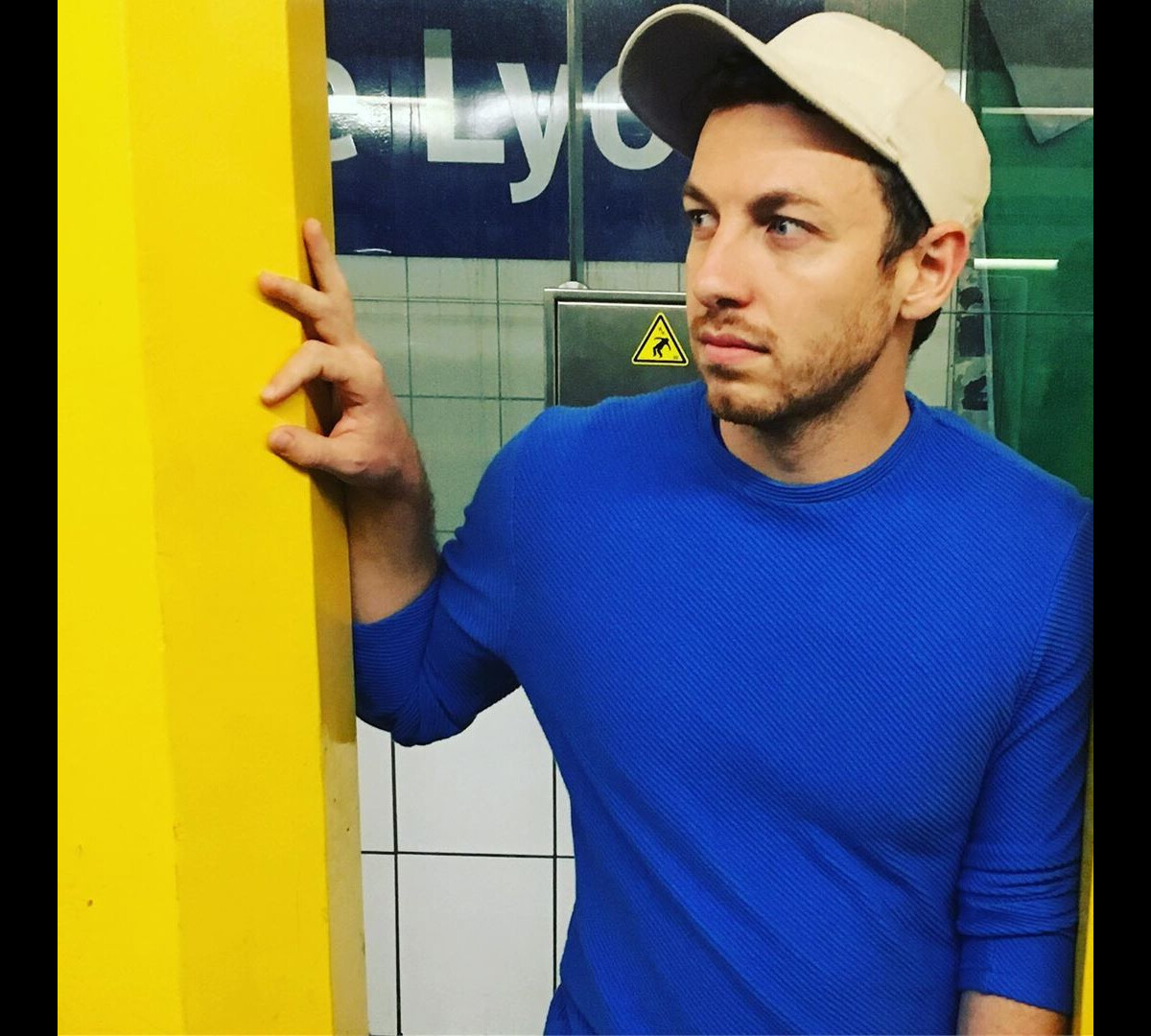Photo : Alex Ramirès prend la pose sur Instagram, le 19 septembre 2019 ...