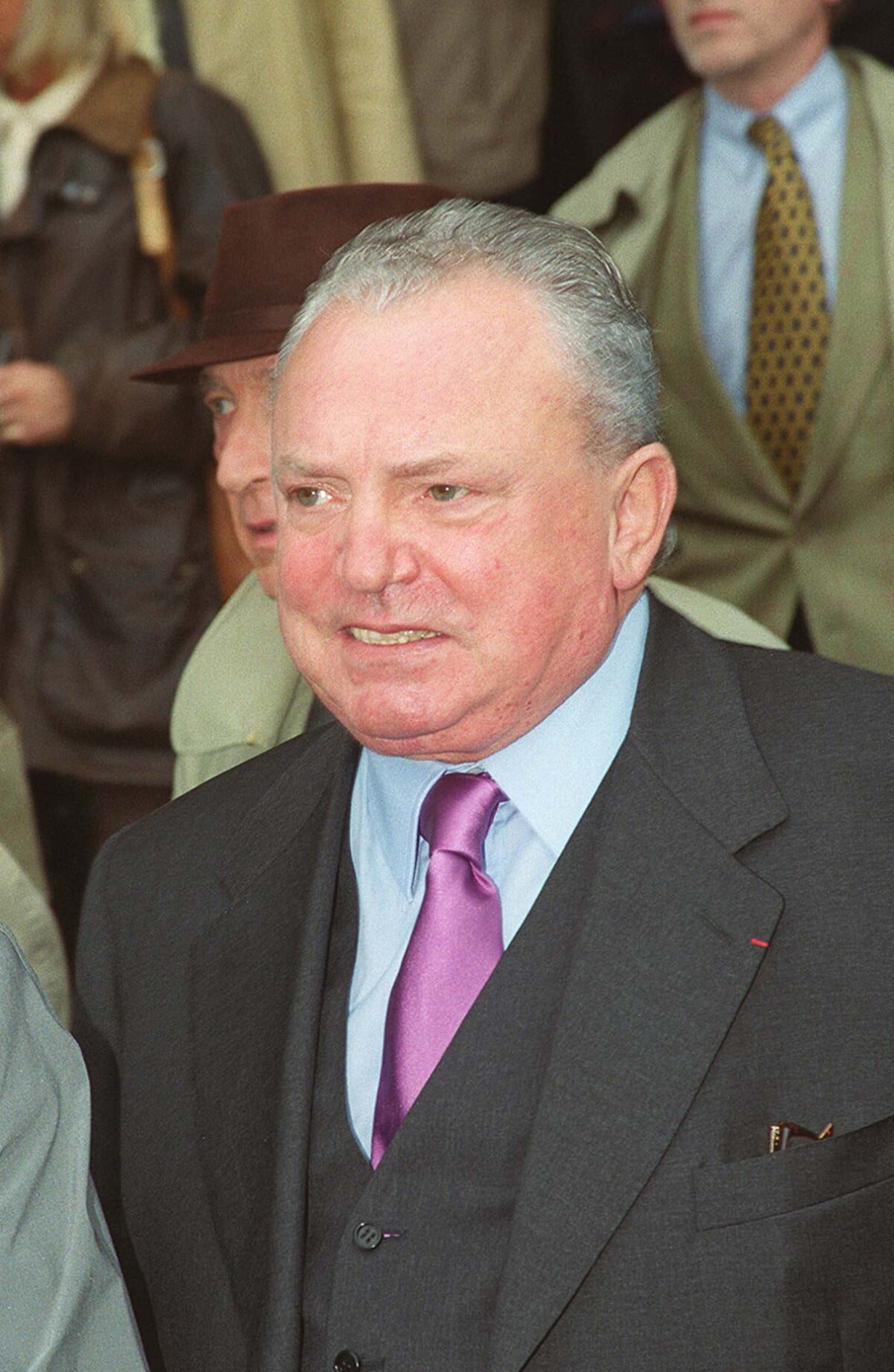Photo : Jacques Martin - Obsèques de Jean Castel en l'église Saint ...