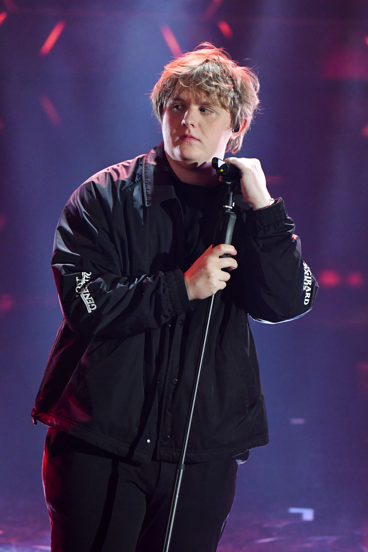 Photo : Lewis Capaldi sur scène lors de la 70ème édition du festival de ...