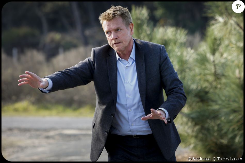 Exclusif - Xavier Deluc sur le tournage du téléfilm Meurtres dans les ...