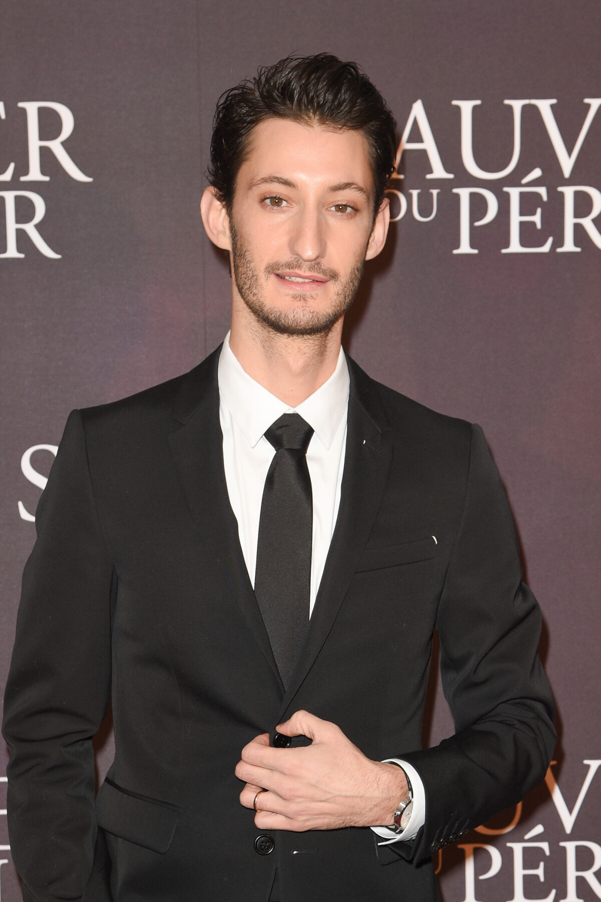 Photo : Pierre Niney - Avant-première du film "Sauver ou Périr" au ...