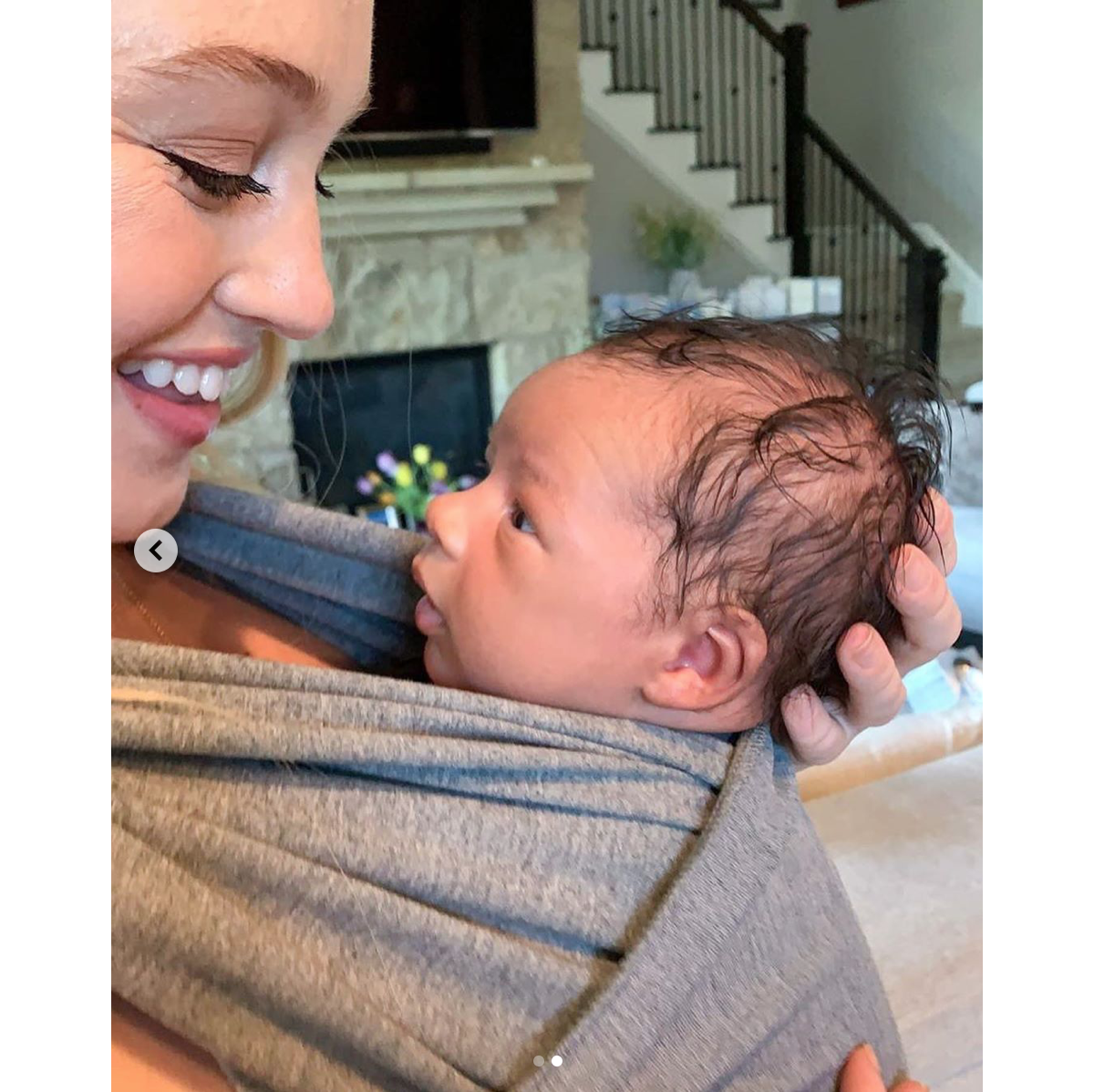 Photo : Iskra Lawrence et sa fille. Mai 2020. - Purepeople