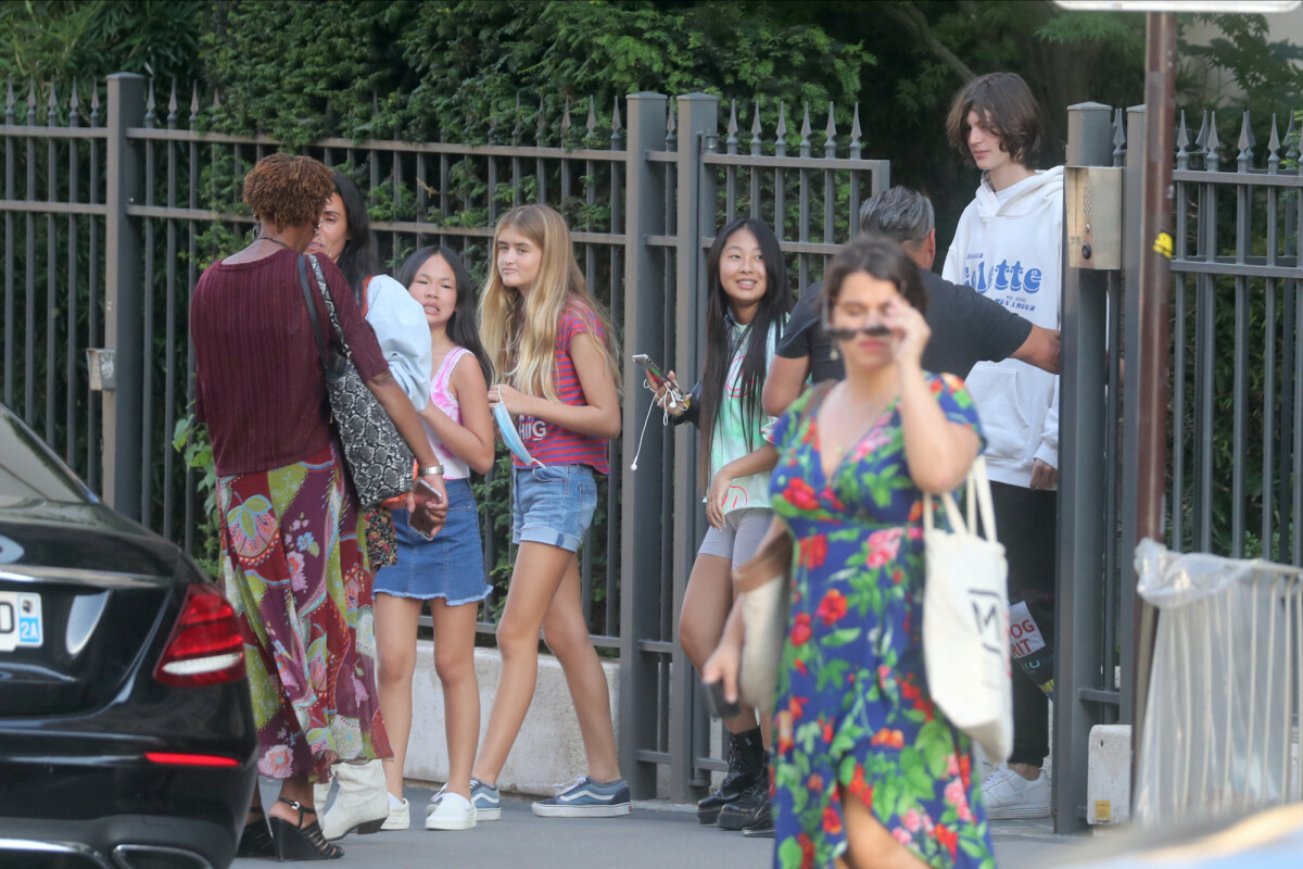 Photo : Exclusif - Maryline Issartier, Joy et Alcea (demi-soeur de ...