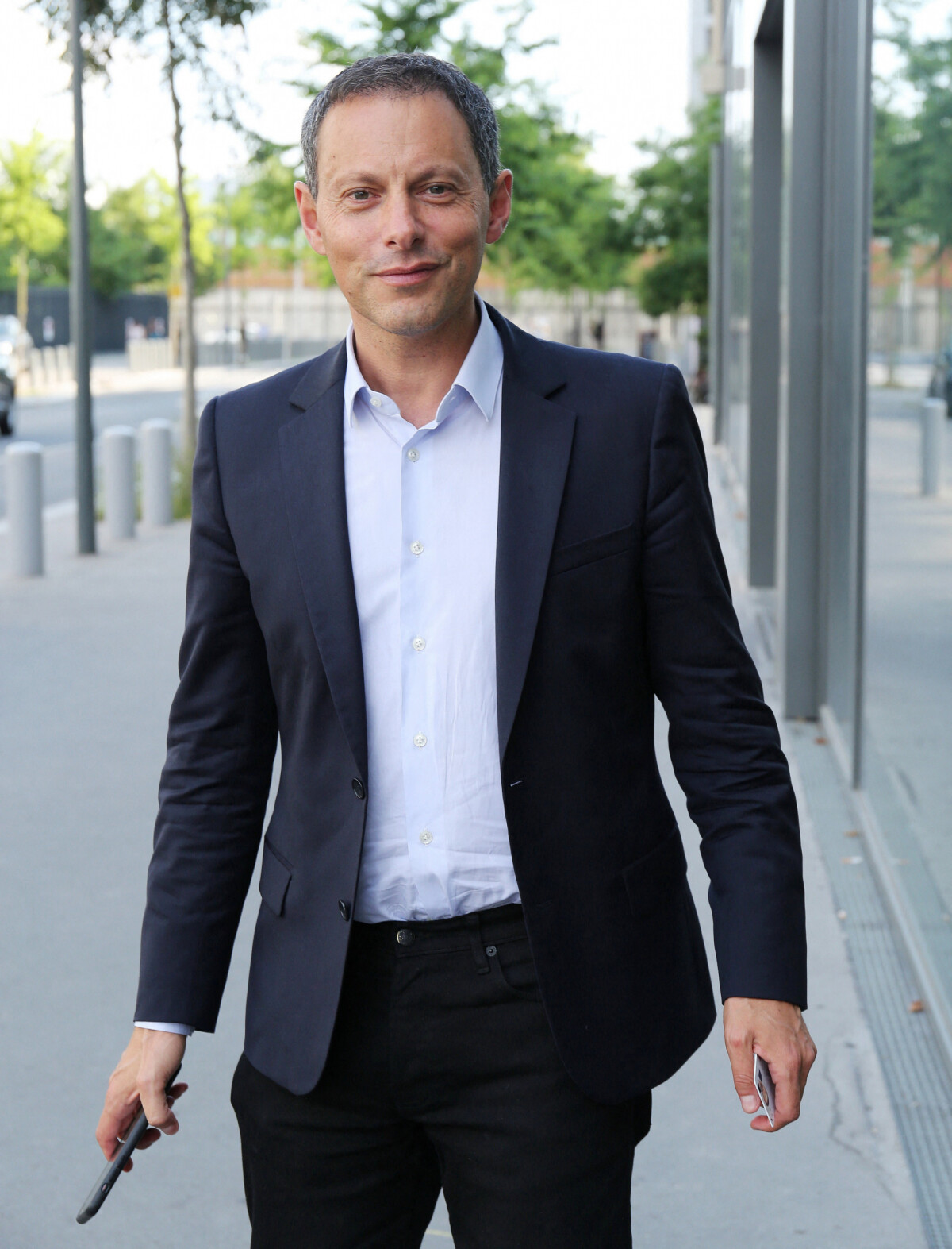 Photo : Exclusif - Marc-Olivier Fogiel à son arrivée devant les studios ...