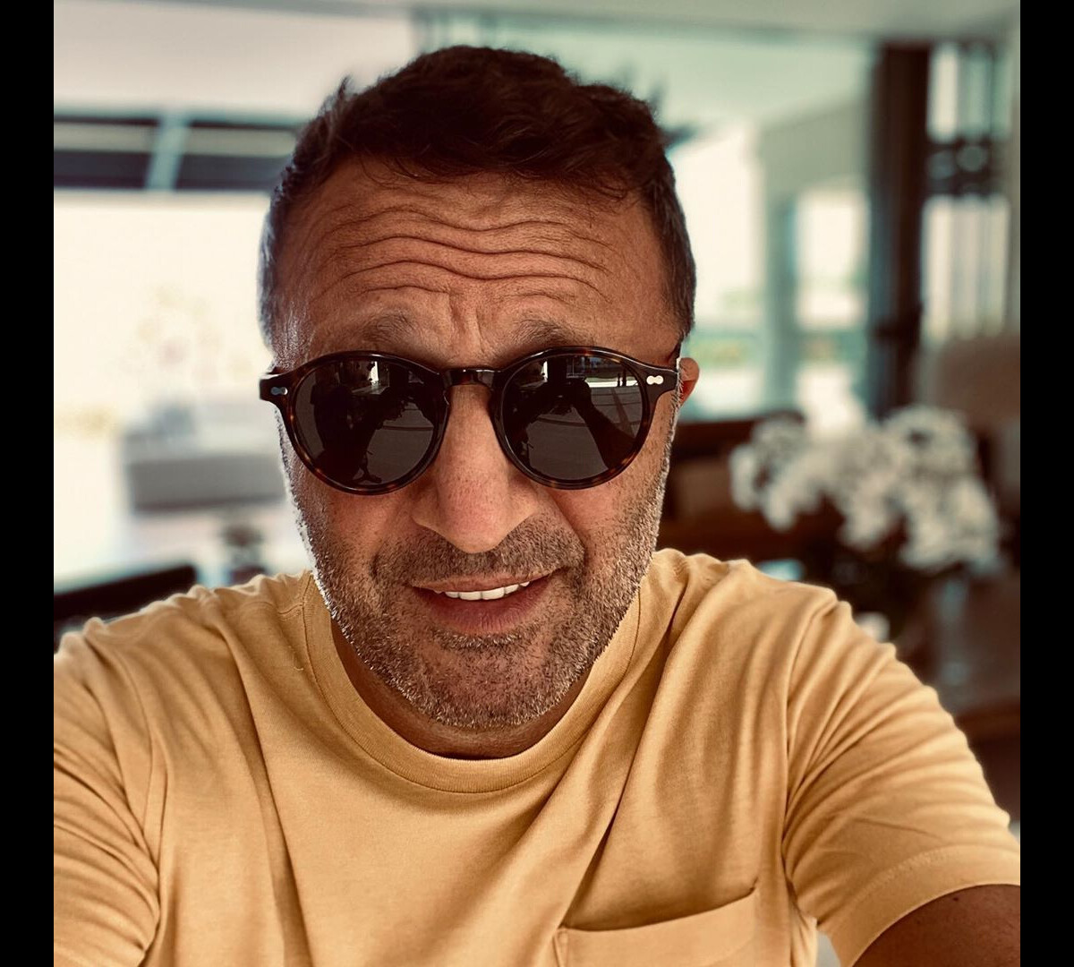 Photo : Arthur prend la pose sur Instagram, le 26 juillet 2020 - Purepeople