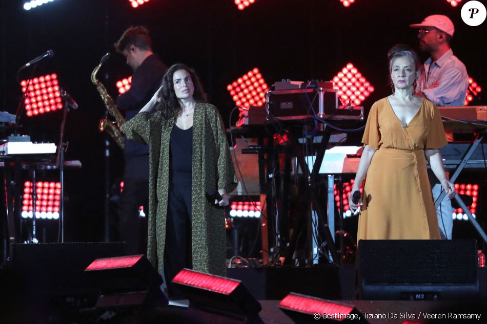 Exclusif - Catherine Ringer et Yael Naim sur scène lors du Festival des Festivals de Rock en ...