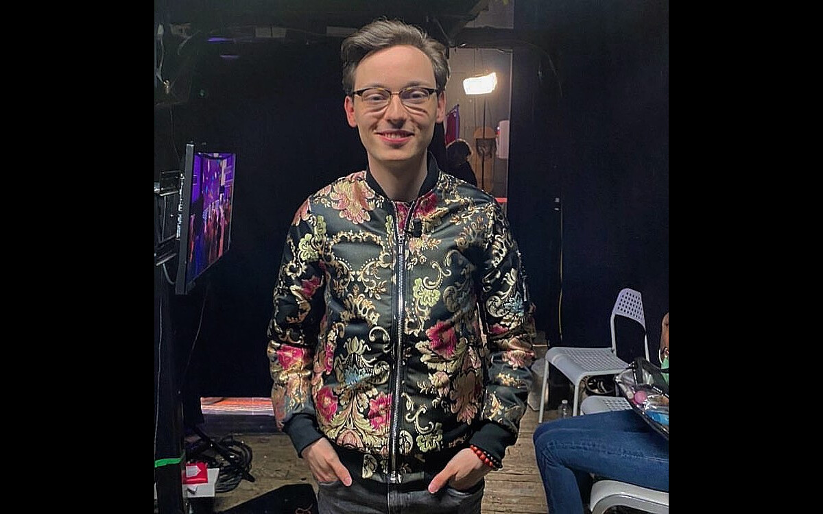 Photo : Clément Garin en coulisses de "TPMP", le 27 février 2020 - Purepeople