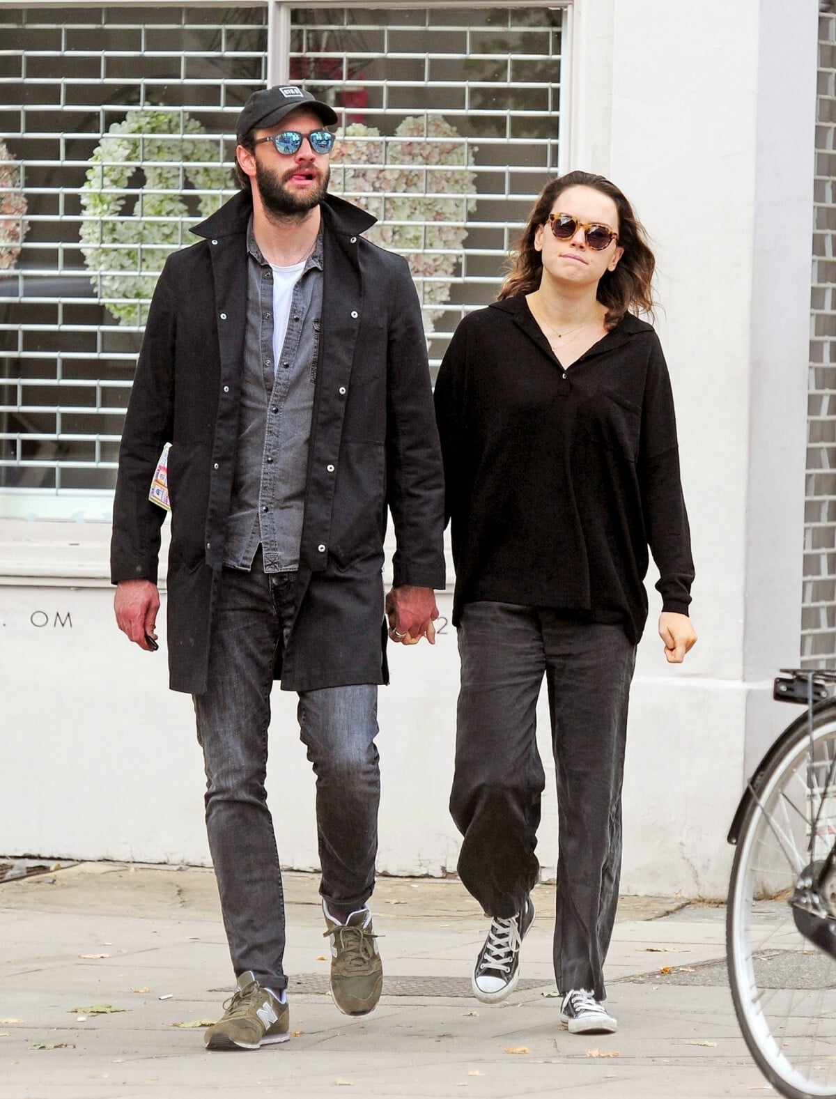 Photo : Exclusif - Daisy Ridley et son compagnon Tom Bateman se ...