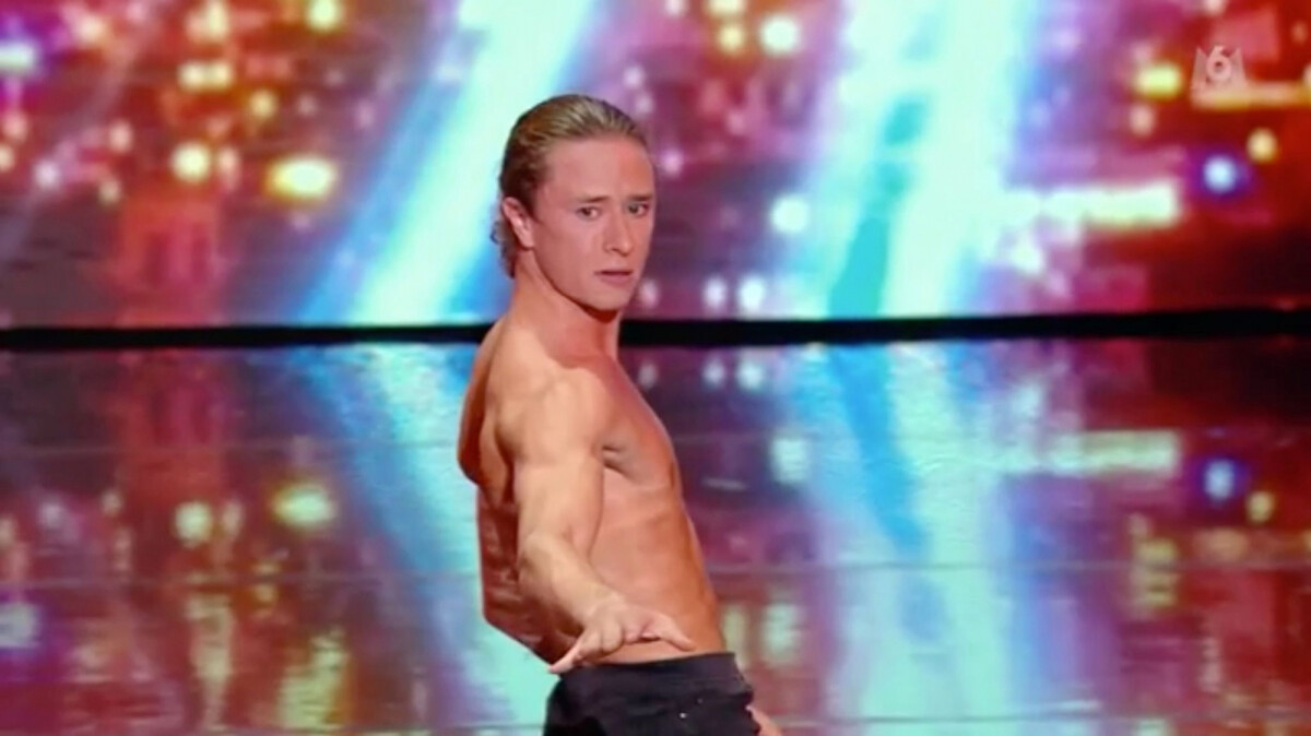 Photo : Antony Cesar, danseur, sangliste et acrobate, dans l'émission ...