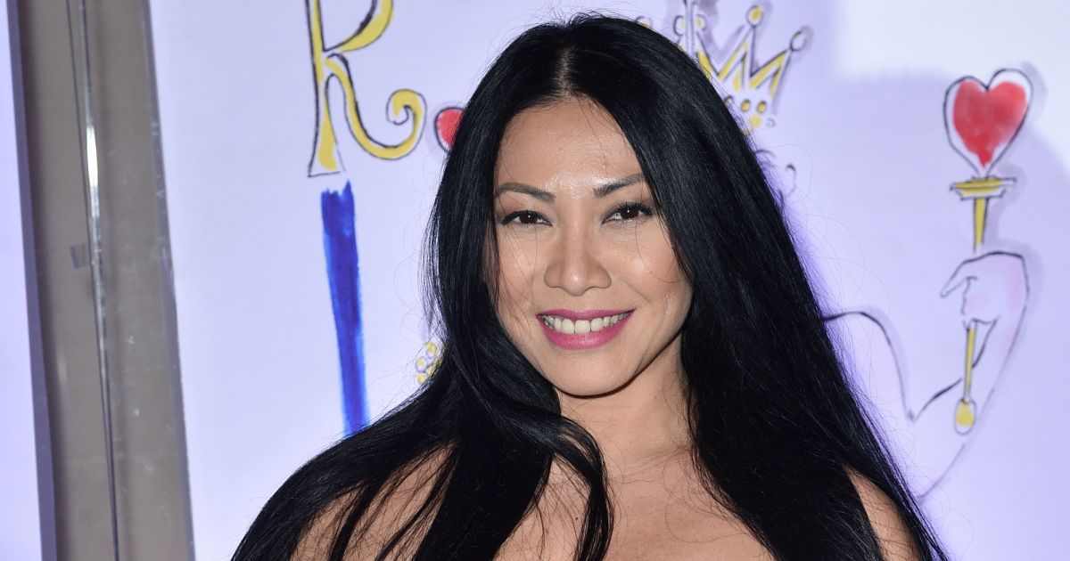 La chanteuse Anggun au photocall du Gala du Coeur au profit de l ...