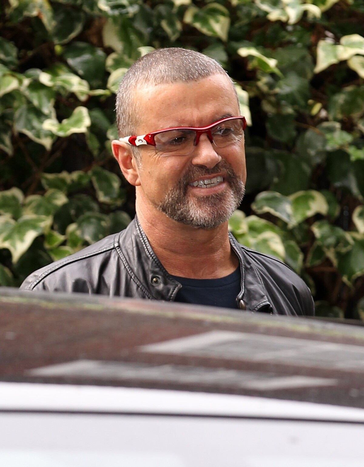 Photo : George Michael a la sortie de son domicile a Londres le 1er ...