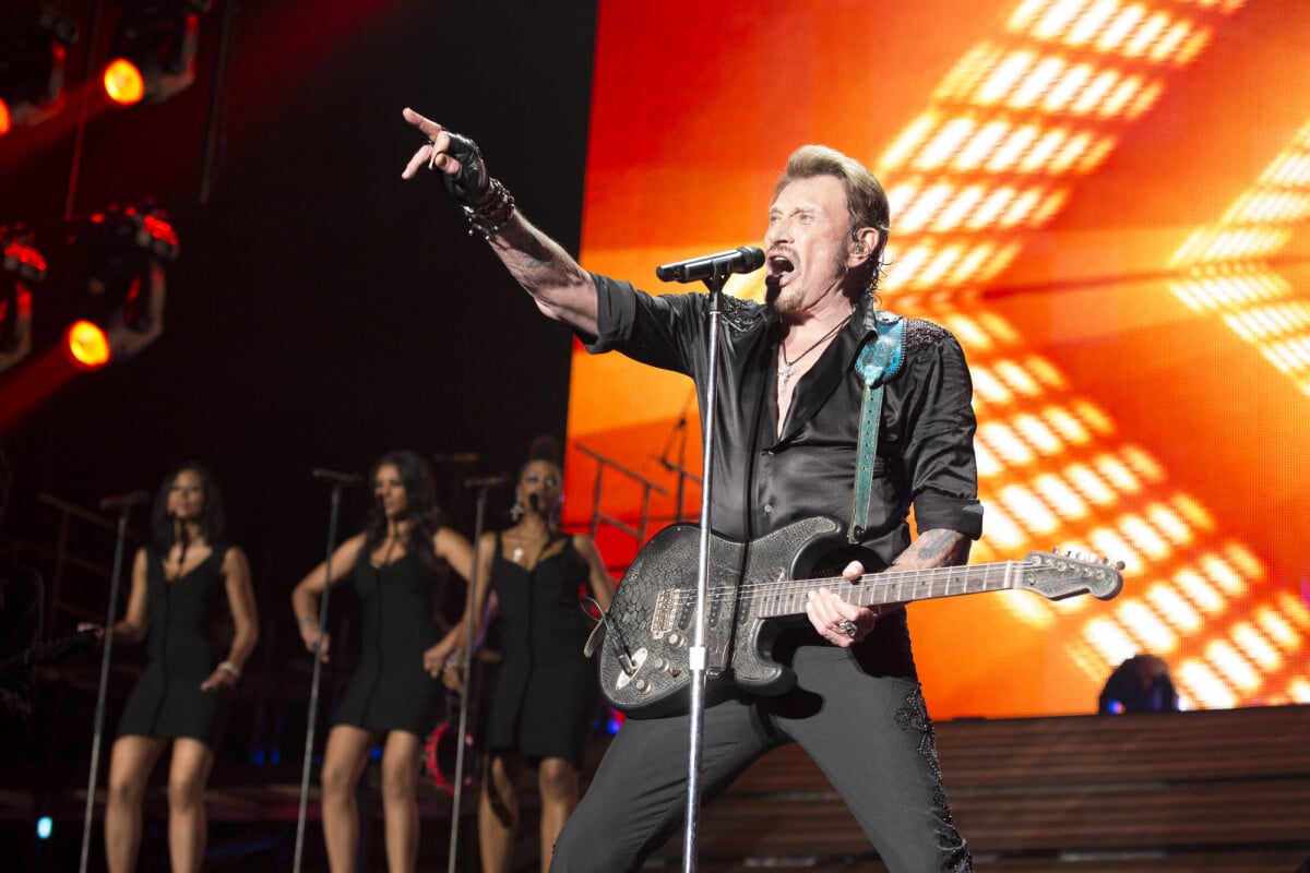 Photo : Exclusif - Johnny Hallyday en concert au POPB de Bercy et au ...