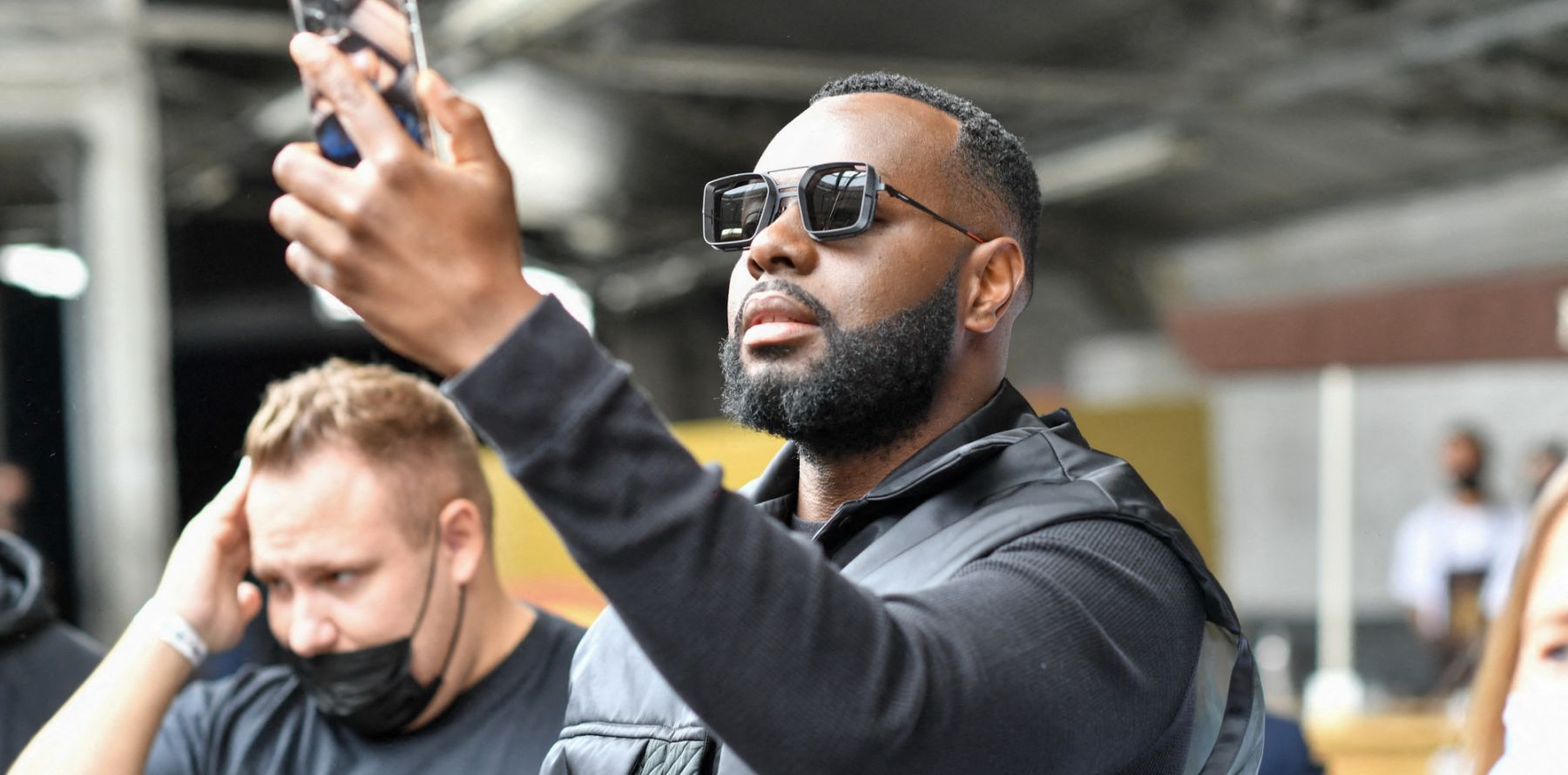 Gims face au racisme : il raconte les terribles insultes, toujours d ...