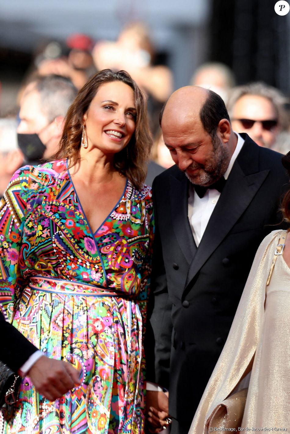 Cannes 2021 : Kad Merad et Julia Vignali amoureux complices sur le tapis rouge : le diaporama ...