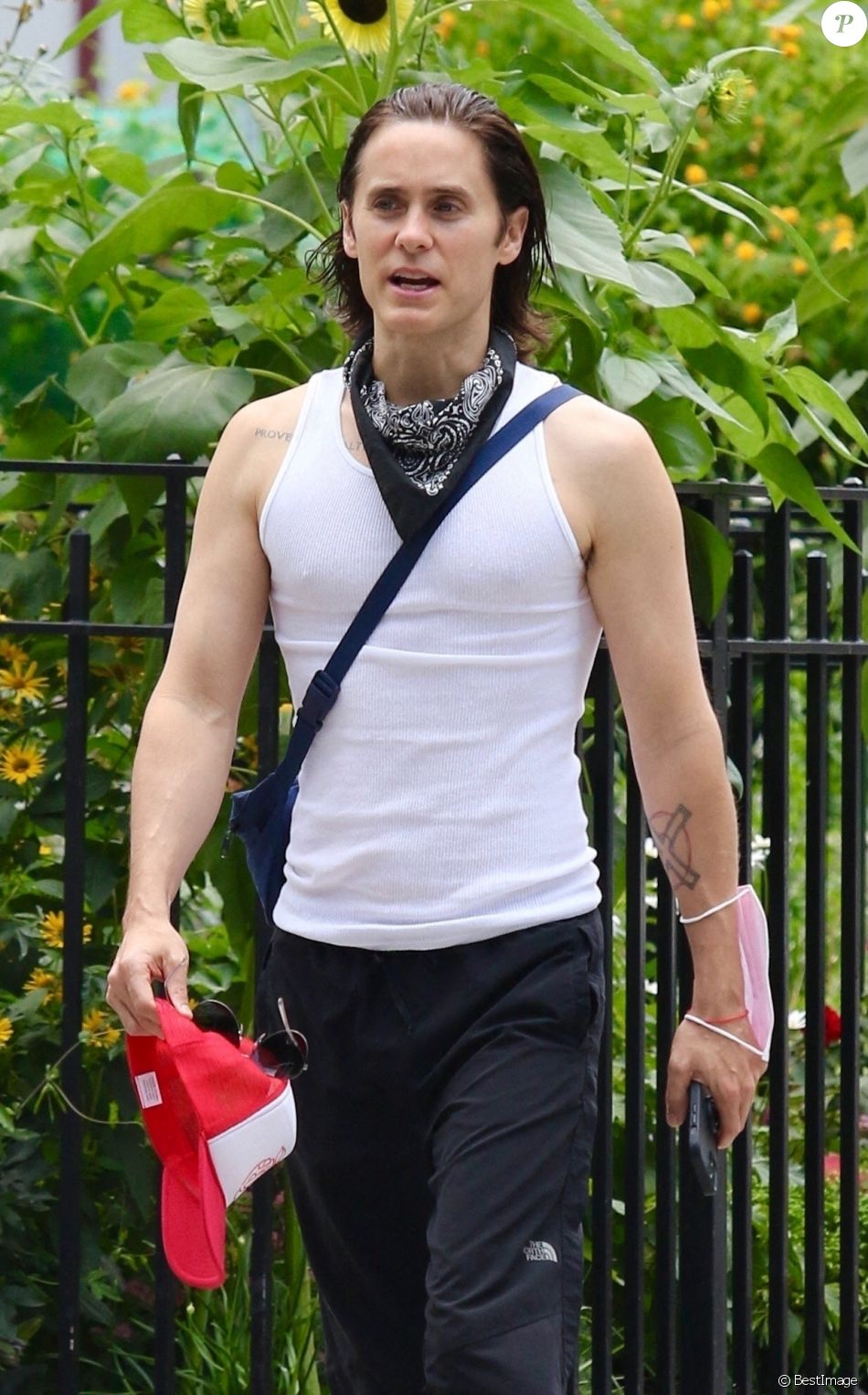 Exclusif - Jared Leto à la sortie de son cours de gym dans le quartier ...