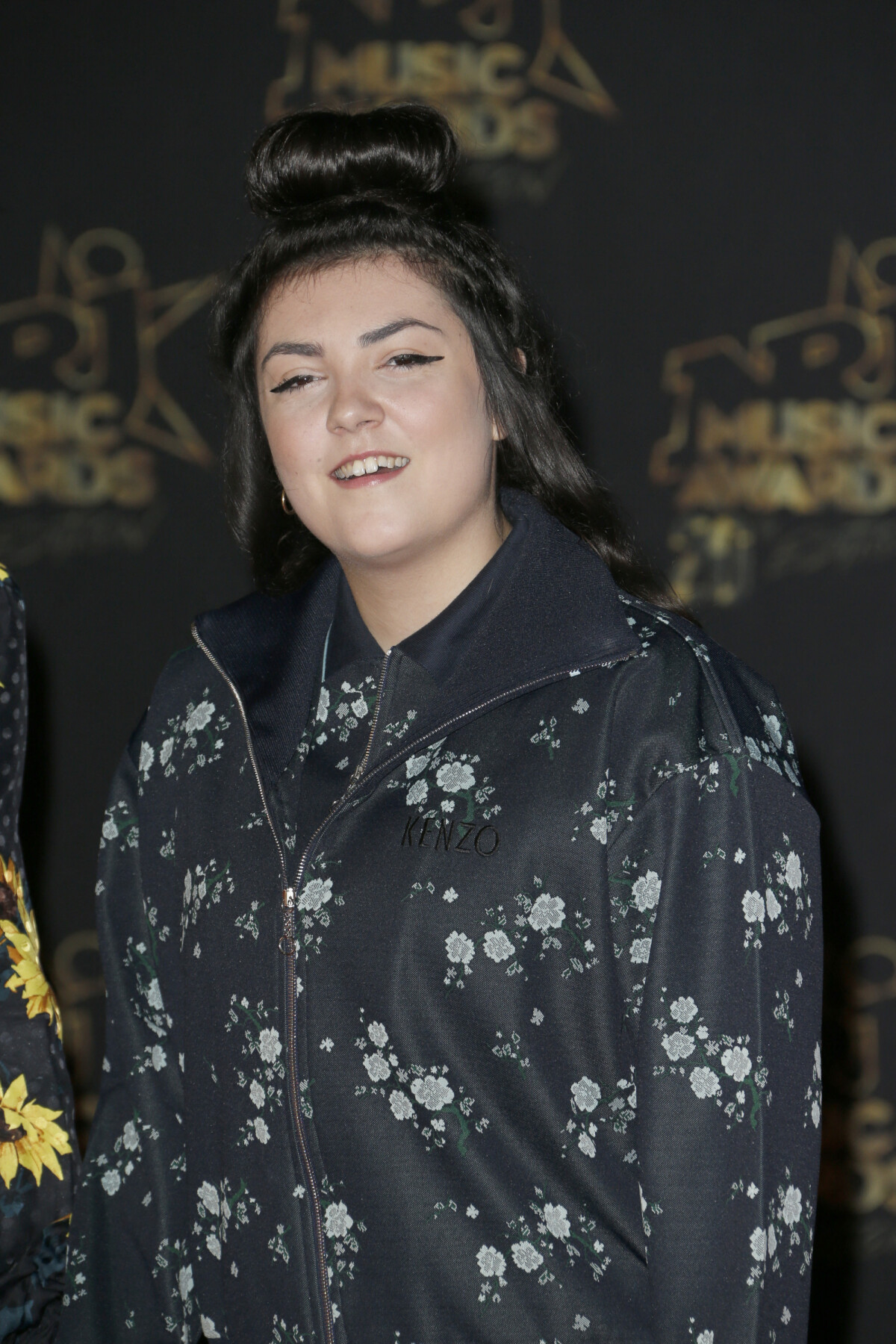 Photo : Hoshi - 20e cérémonie des NRJ Music Awards au Palais des ...