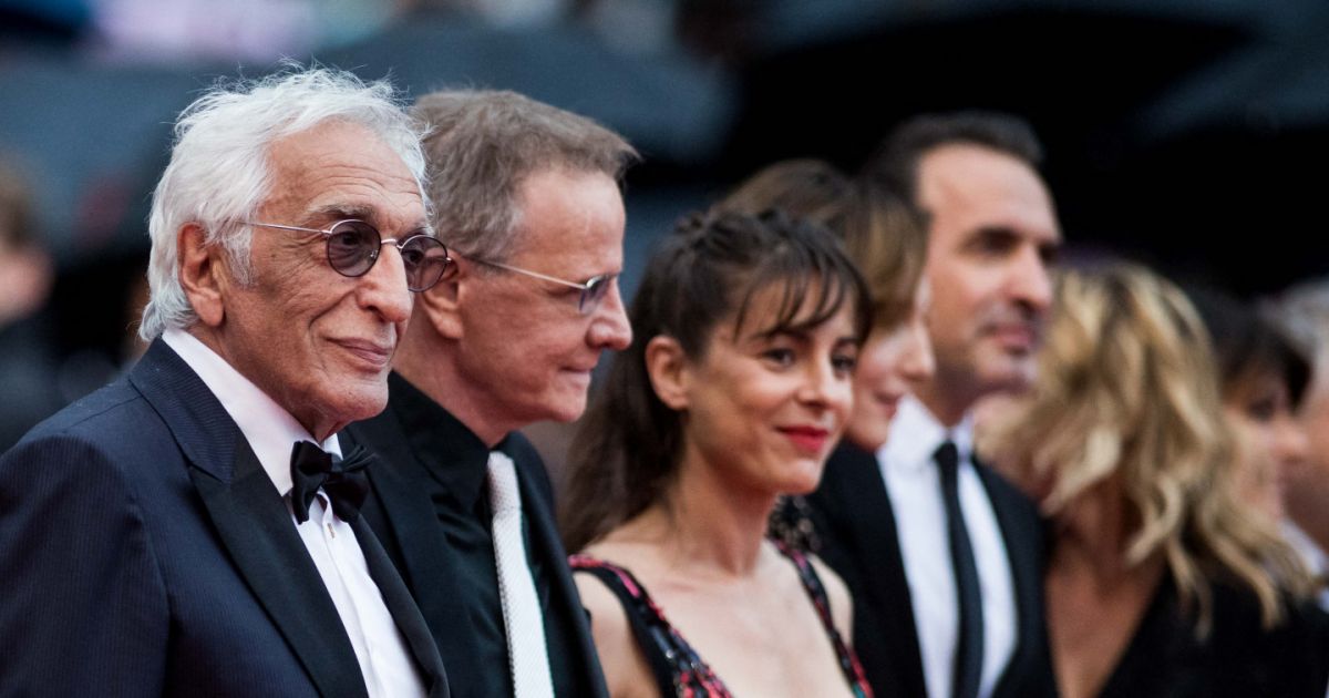 Gérard Darmon - Montée des marches du film Les plus belles années d'une ...