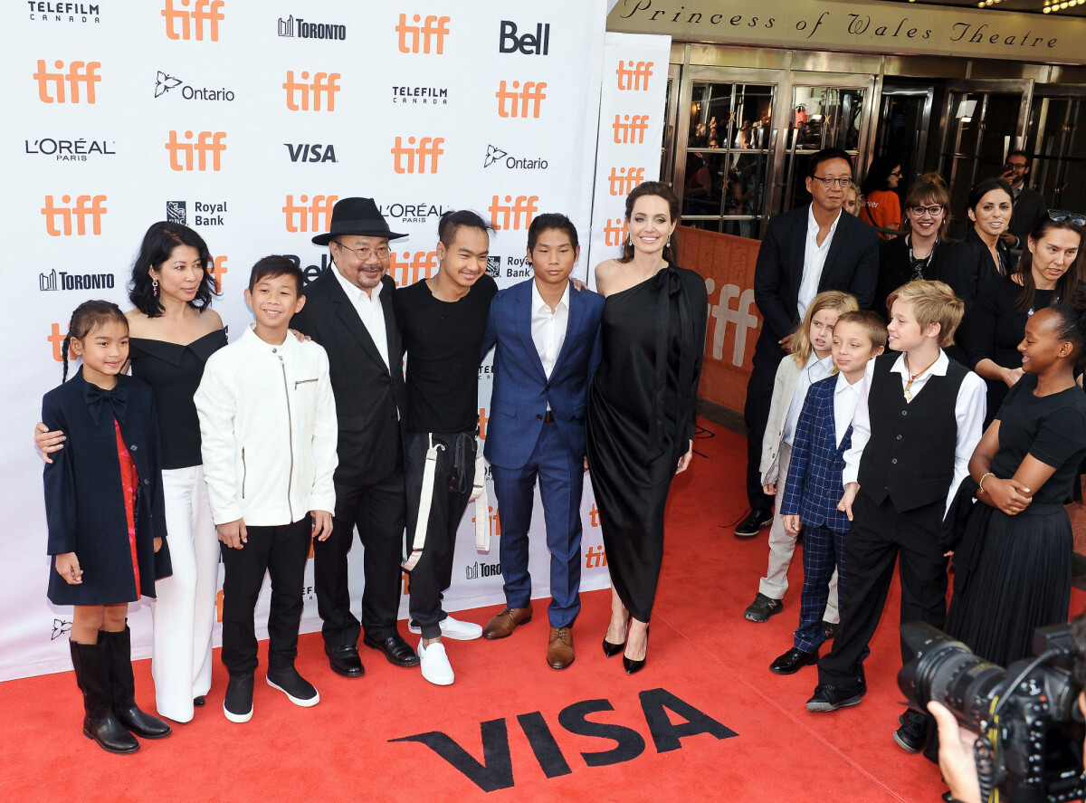 Photo : Sareum Srey Moch, Loung Ung, Kimhak Mun, Rithy Panh, Maddox ...