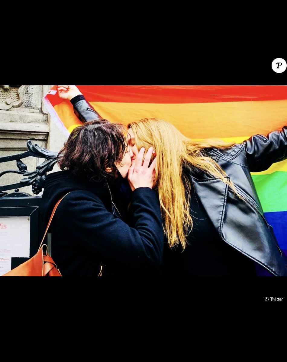 Mélanie Vogel amoureuse : la sénatrice aux anges dans les bras de sa ...