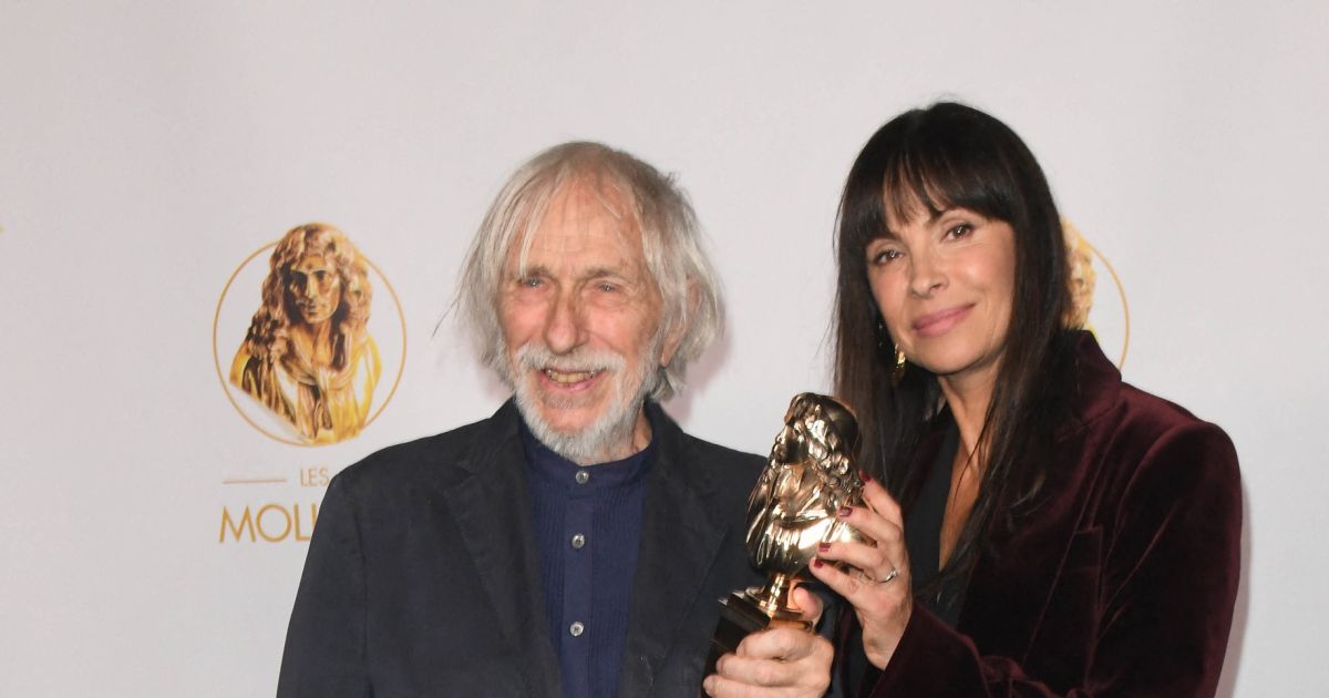 Pierre-Richard et Mathilda May (smoking Society Room, chaussures Ernest ...
