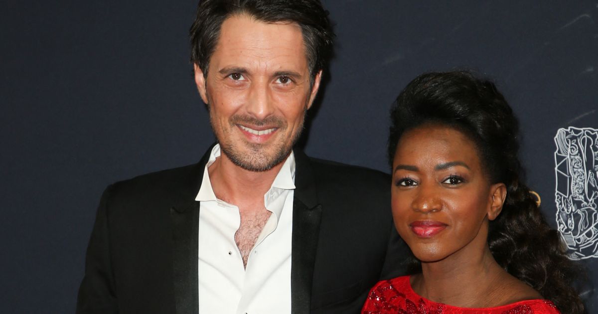 Vincent Cerutti et sa compagne Hapsatou Sy lors du photocall lors de la ...
