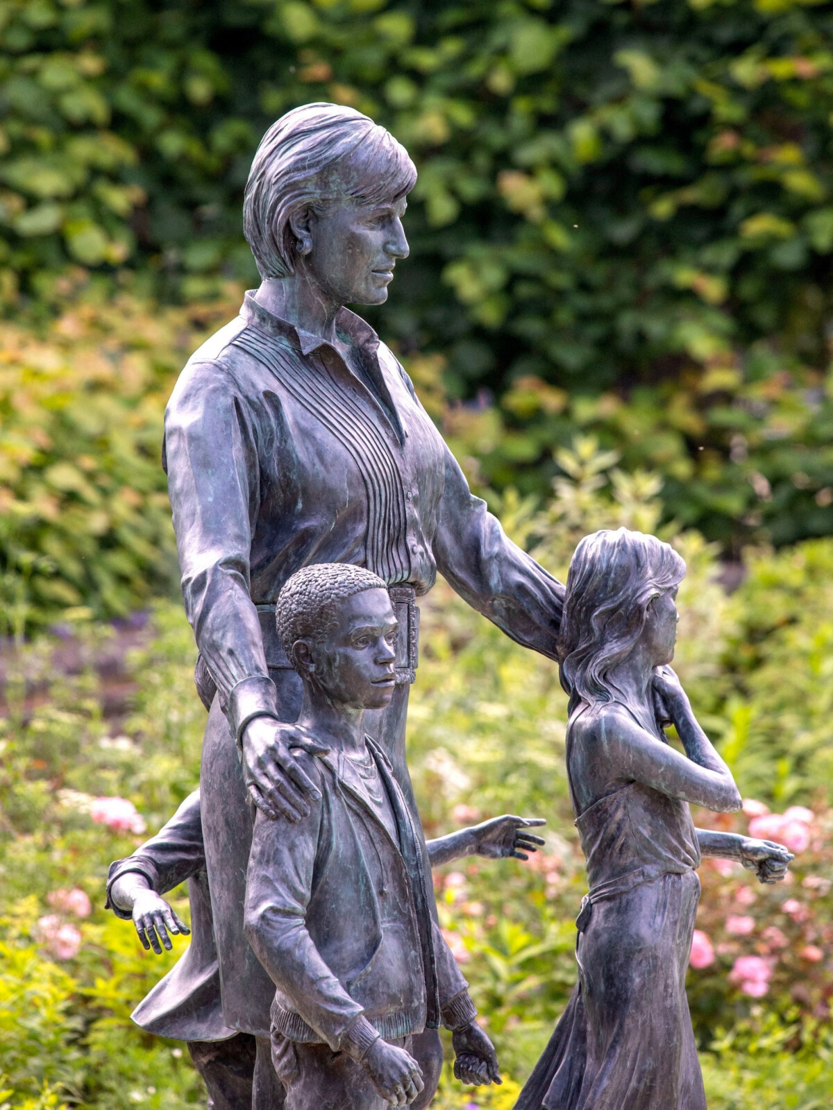 Statue Of Diana In Kensington Palace at Paula Barnhart blog