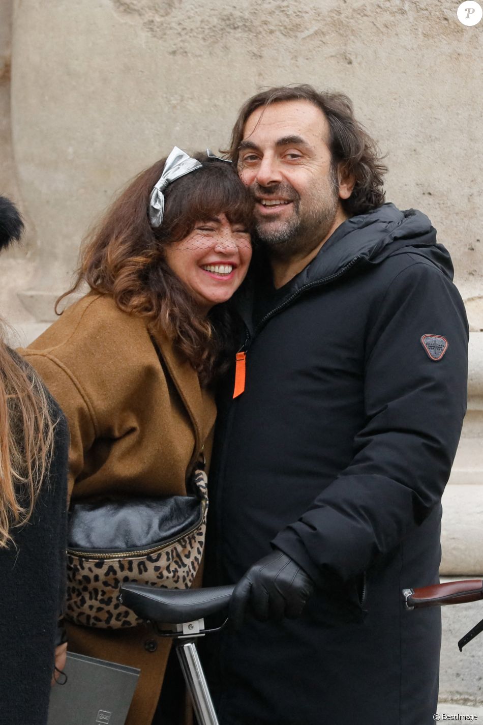 Elsa Wolinski et André Manoukian - Sorties de la bénédiction en hommage ...