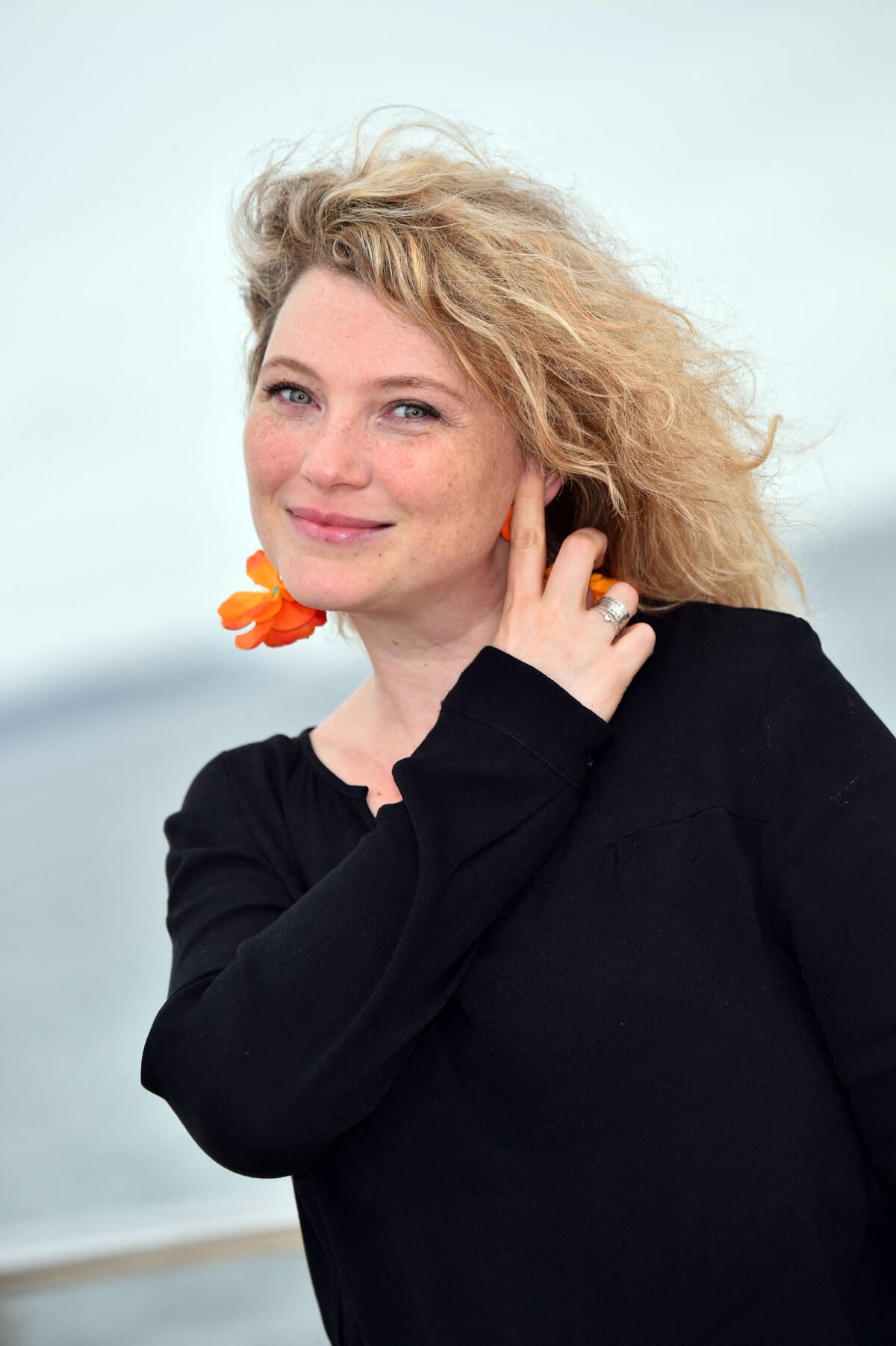Photo : Cécile Bois, actrice française - Photocall au MIP TV 2016 afin ...
