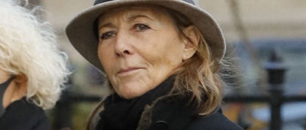 Julie Ferrier en couple ? Ce que l'on sait de sa vie amoureuse - Purepeople