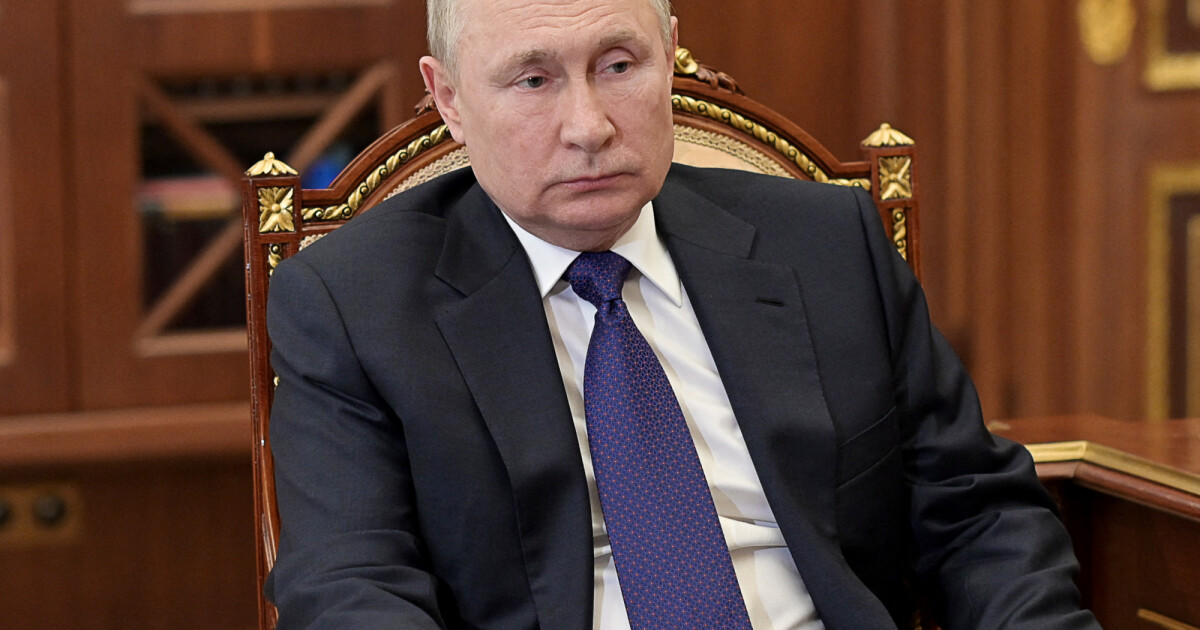 Vladimir Poutine botoxé ? Chirurgie esthétique, traitement à la ...