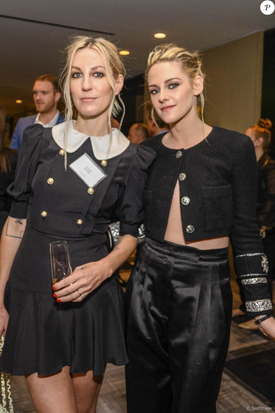 Kristen Stewart et sa fiancée Dylan Meyer au déjeuner des nominés de la ...