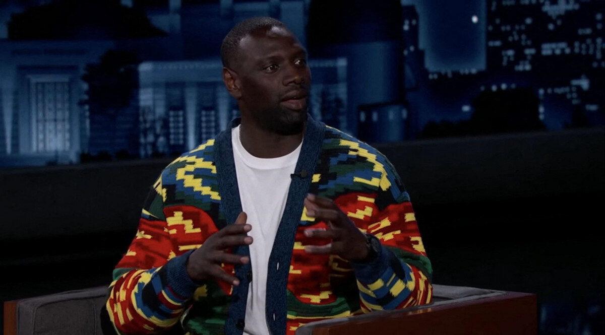 Photo : Omar Sy révèle à Jimmy Kimmel qu'il a appris l'anglais en ...