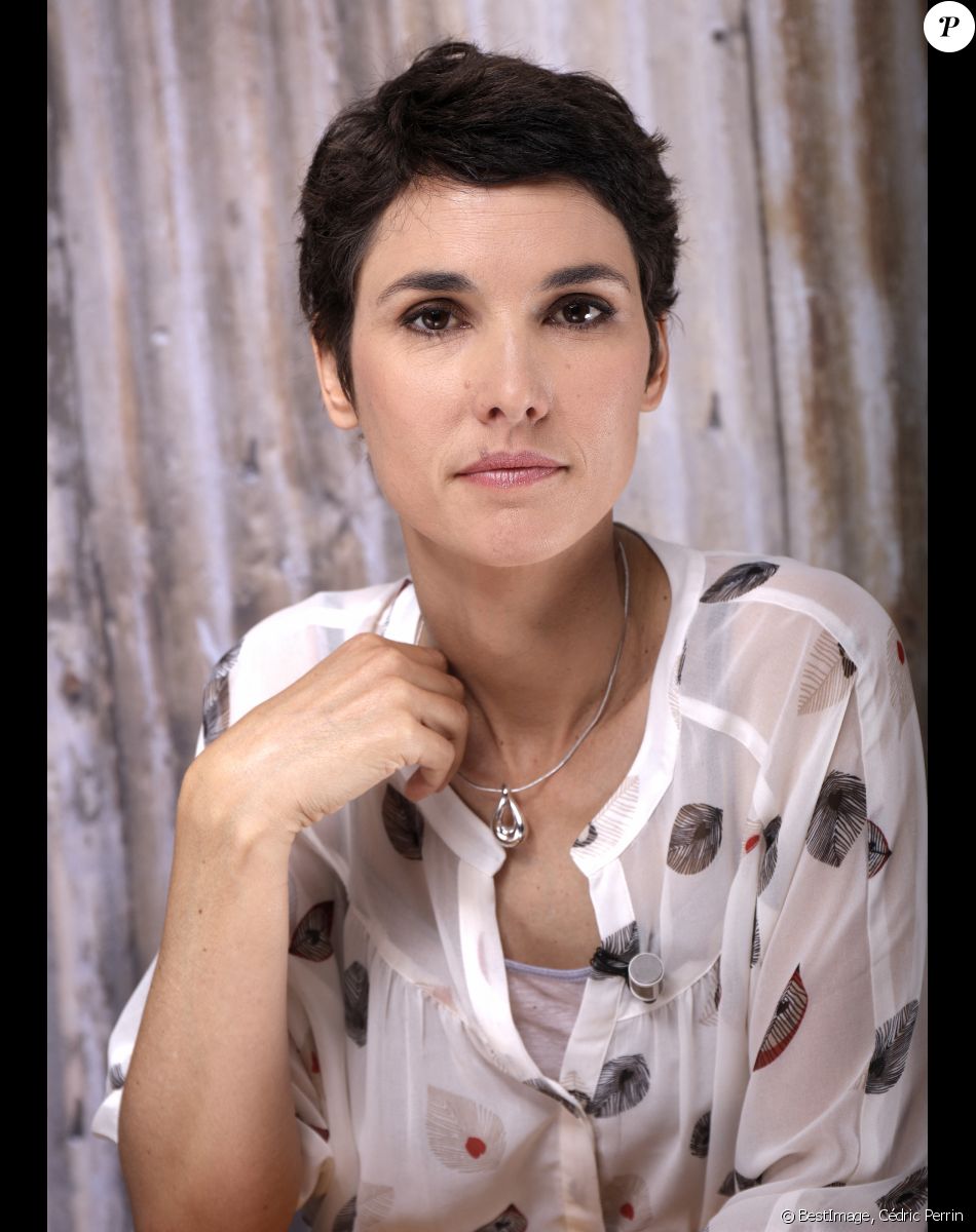 Eglantine Emeyé en couple : son compagnon "a accepté" la situation de ...