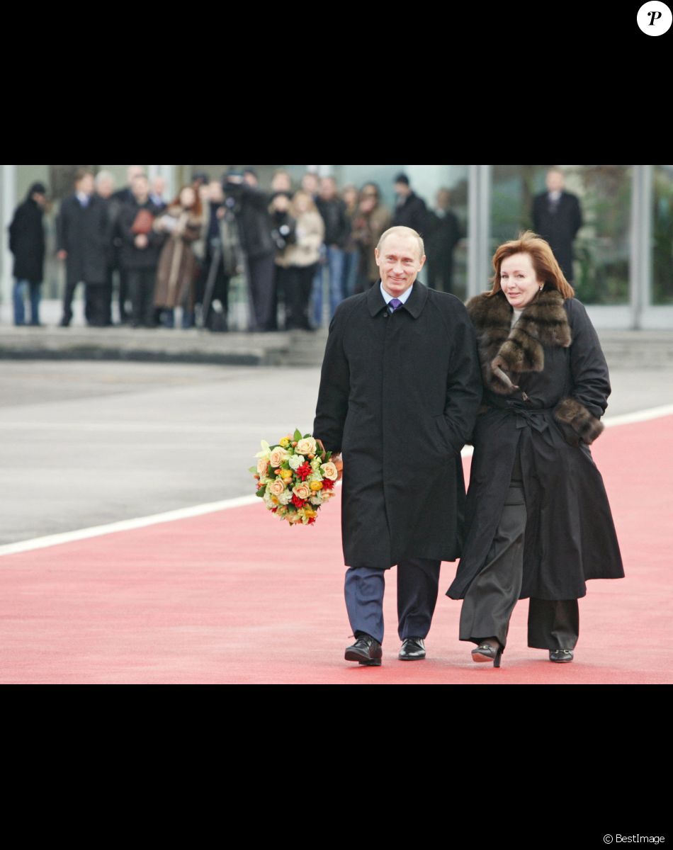 Vladimir Poutine en couple : les détails de sa rencontre avec Alina ...