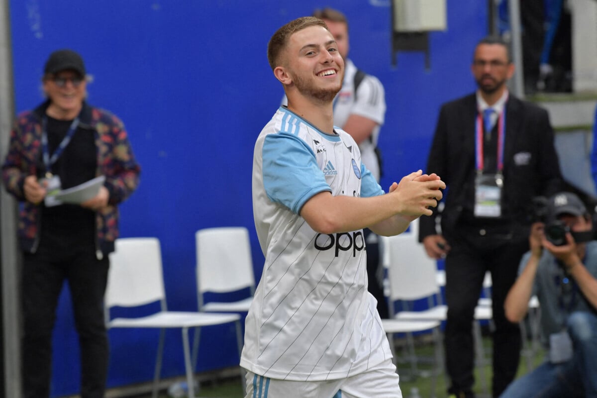 Photo : Michou (humoriste) lors du match de football caritatif entre l ...