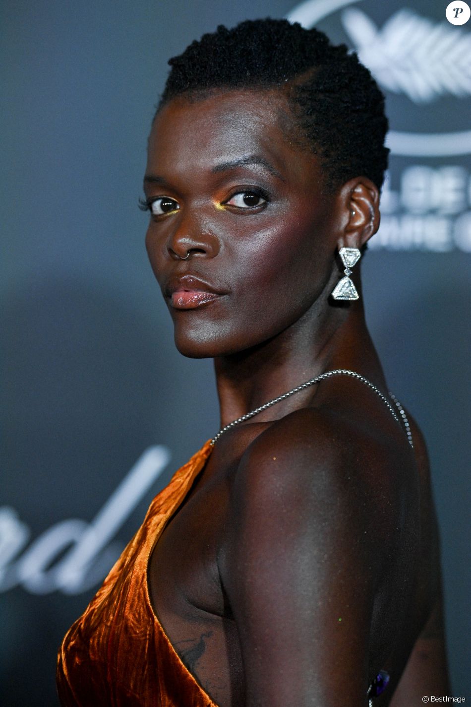 Sheila Atim - Photocall de la soirée des Trophées Chopard 2022 lors du ...