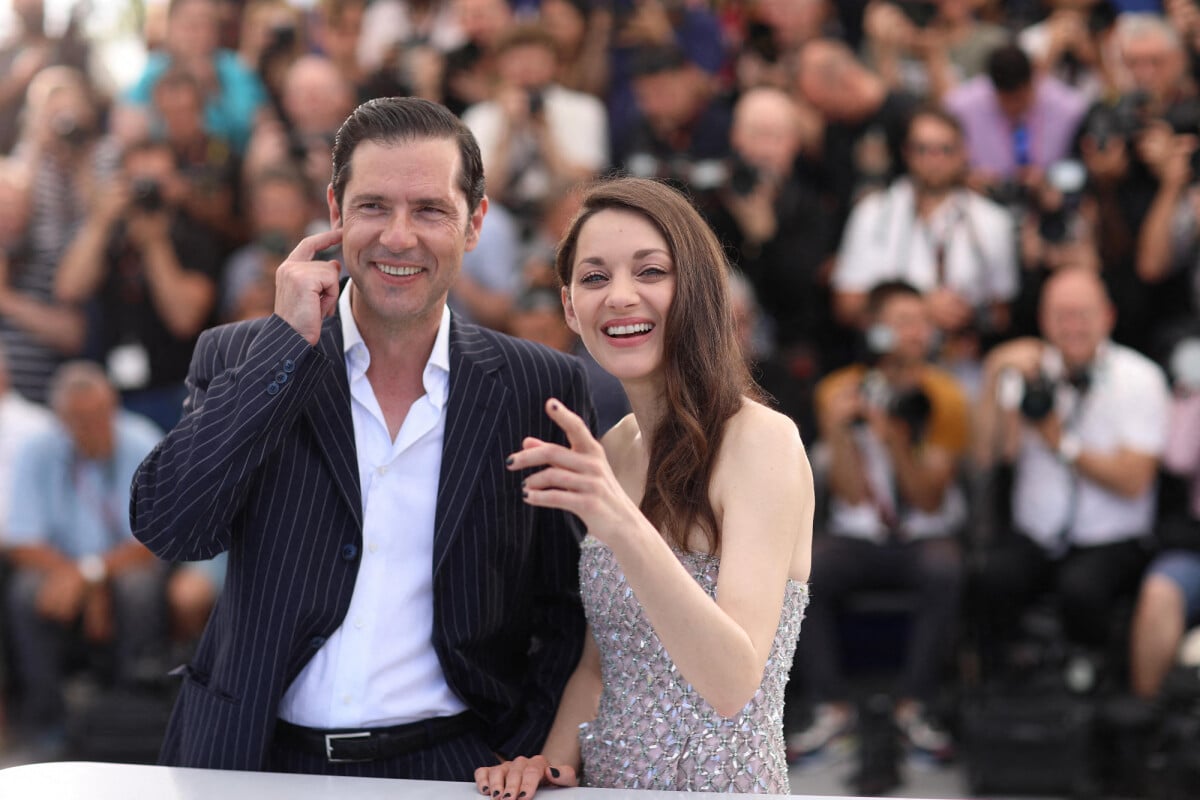 Photo : Marion Cotillard, Melvil Poupaud au photocall de "Brother And ...