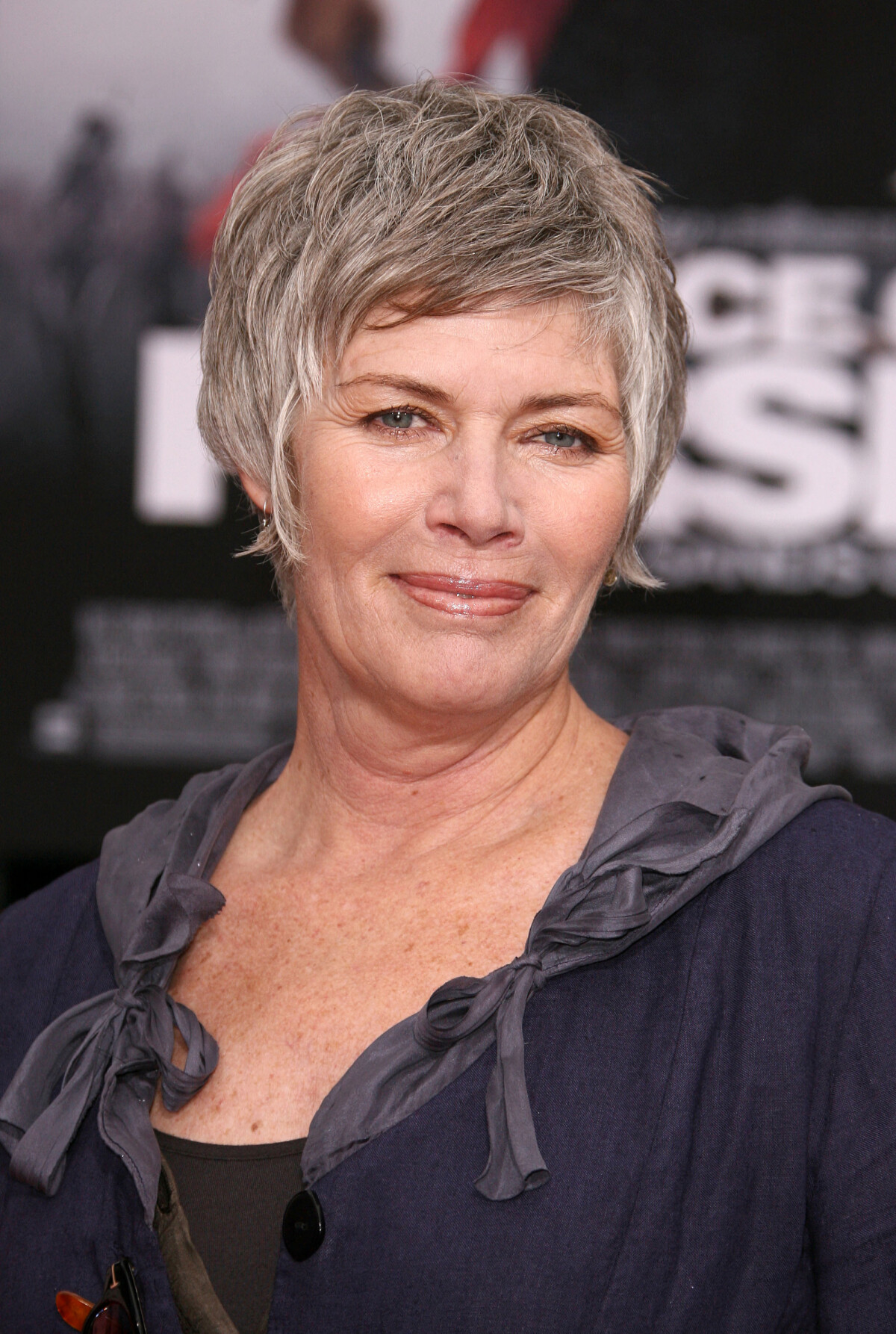 Vidéo : Kelly McGillis en 2010 - Purepeople