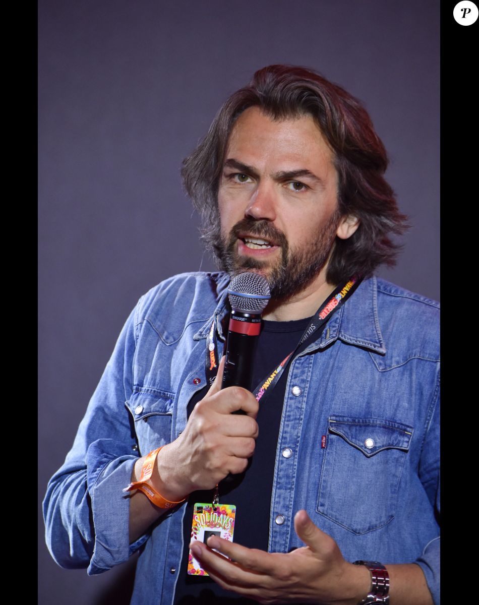 Aymeric Caron en couple et papa : il évoque enfin sa vie de famille ...