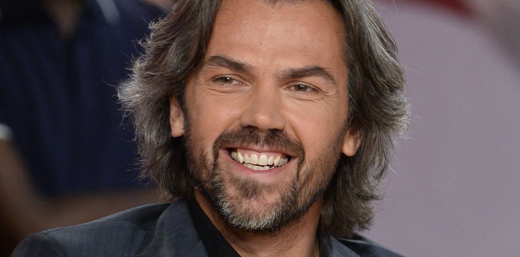 Aymeric Caron en couple et papa : il évoque enfin sa vie de famille ...