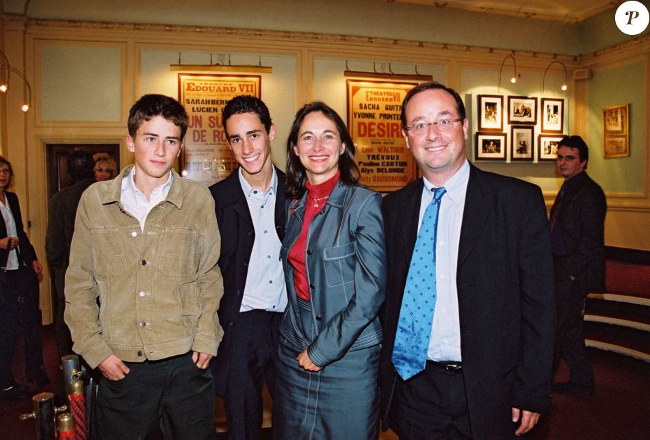 François Hollande et Ségolène Royal avec leurs fils Julien et Thomas ...