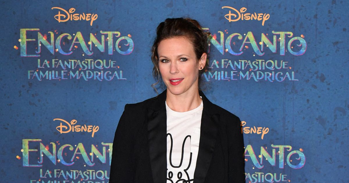 Lorie Pester - Avant-première du film Encanto de Disney au Grand Rex à ...