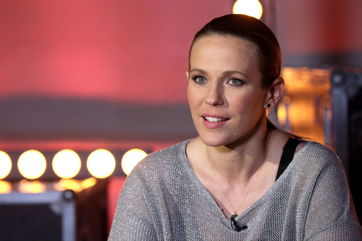 Photo : Exclusif - Lorie (Lorie Pester) - Backstage de l'enregistrement ...