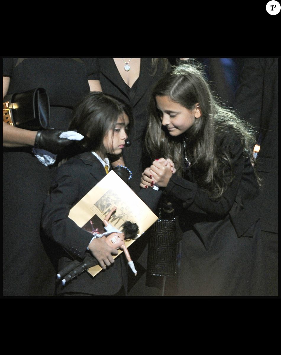 Michael Jackson : Ses fils Prince et Blanket sont méconnaissables ...