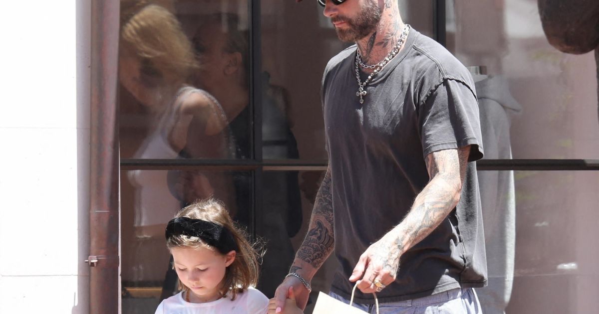 Exclusif - Adam Levine va déjeuner avec sa femme Behati Prinsloo et ...