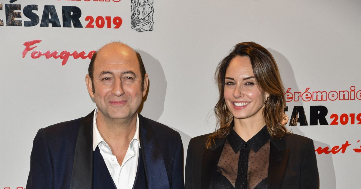 Kad Merad et sa compagne Julia Vignali - Photocall du dîner de la 44ème cérémonie des César au ...